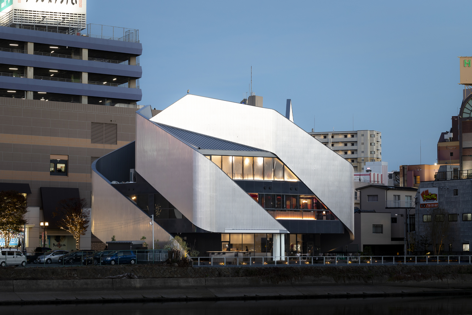 Fukuoka’s Brand-New 010 Building Steals the Show | Tokyo Weekender