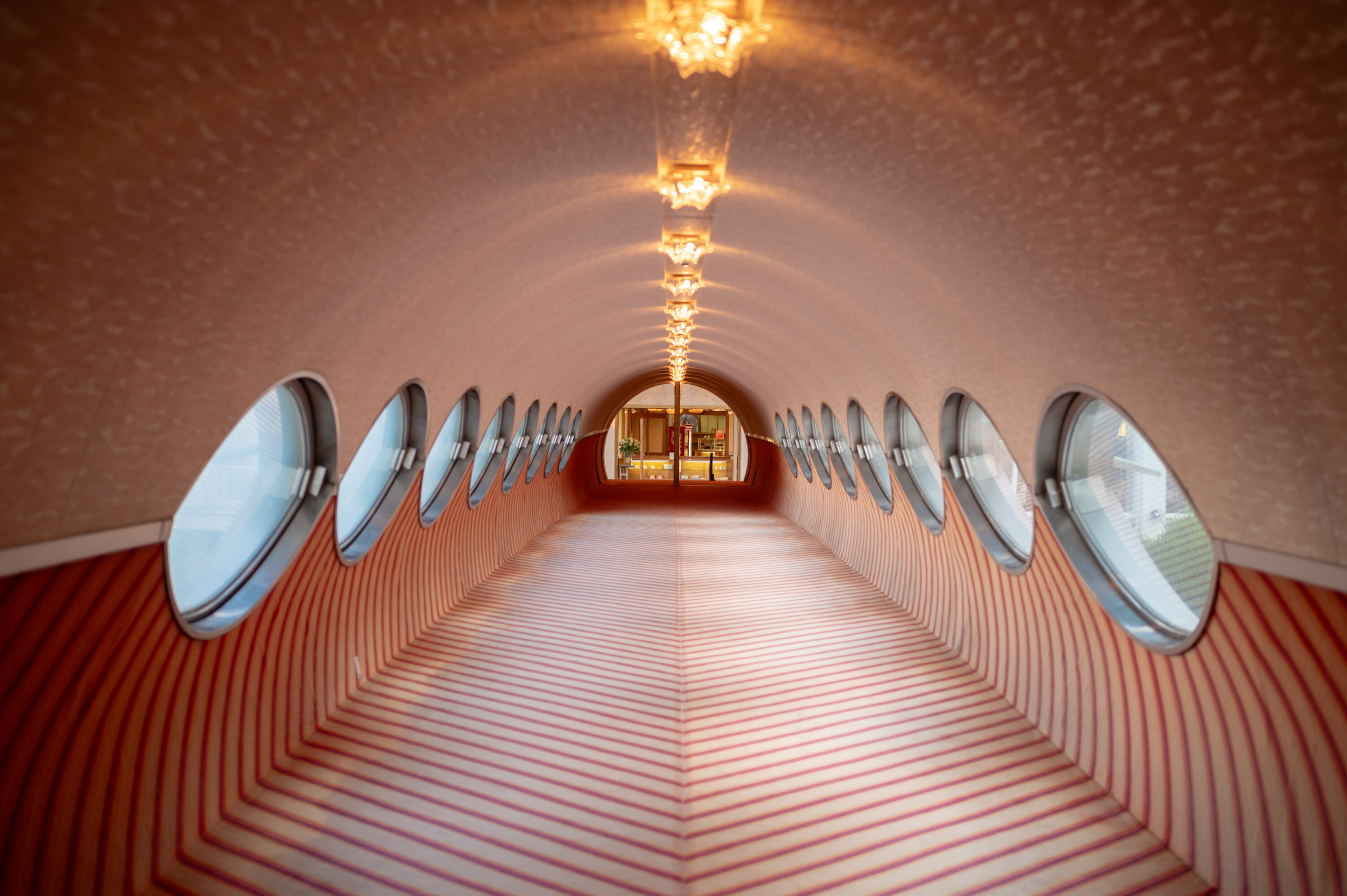 Hatoya Hotel: An Opulent, Showa-Era Icon by the Sea